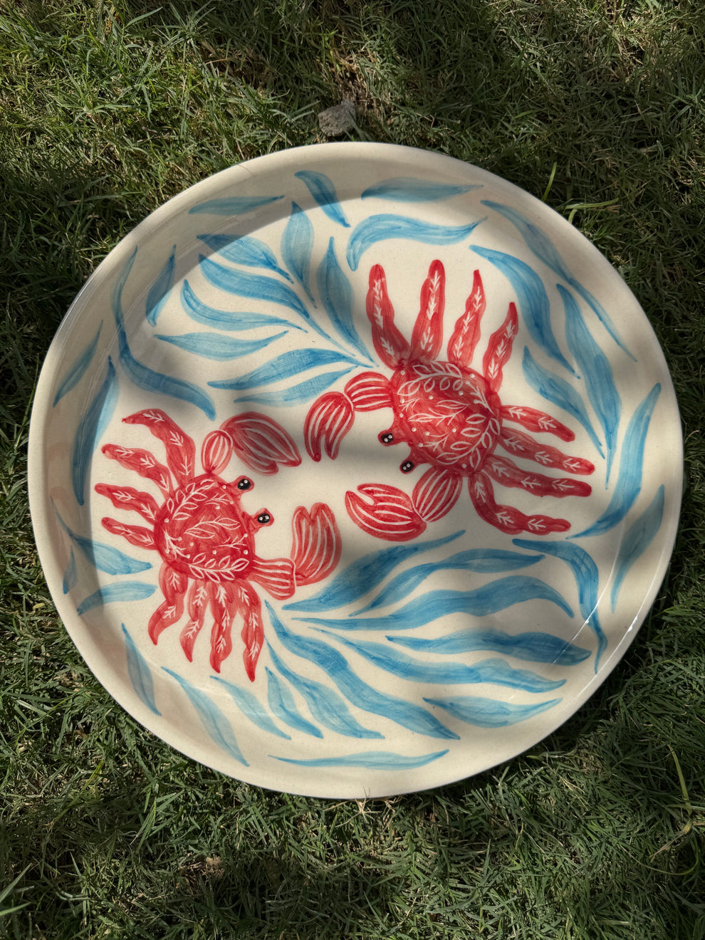 Dancing Crabs 12 inch plate – Dugdugi